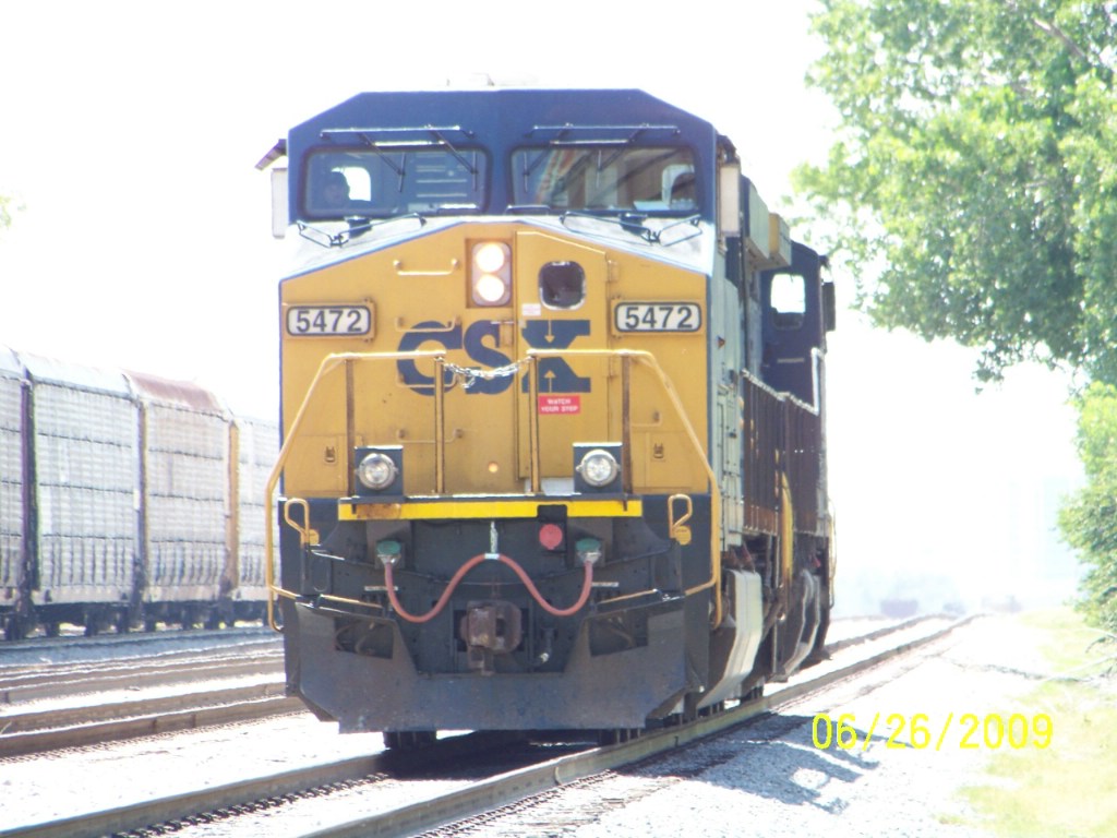 CSXT ES44DC 5472